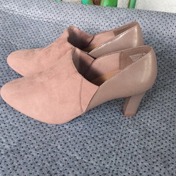 dexflex comfort | Shoes | Dexflex Comfort Size 8 Tan Rose Color New ...